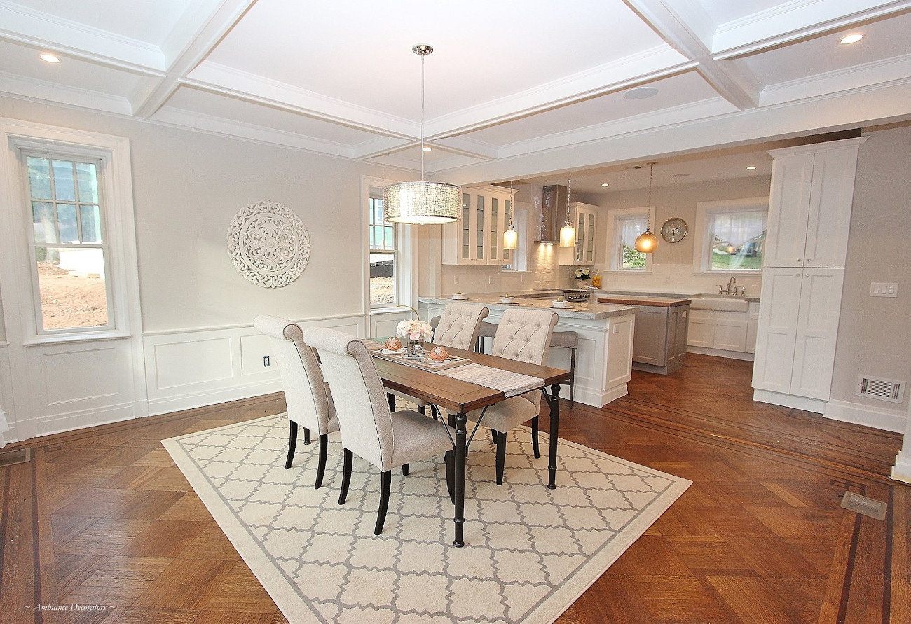 Try These 3 Easy Staging Tips to Transform a Dining Space